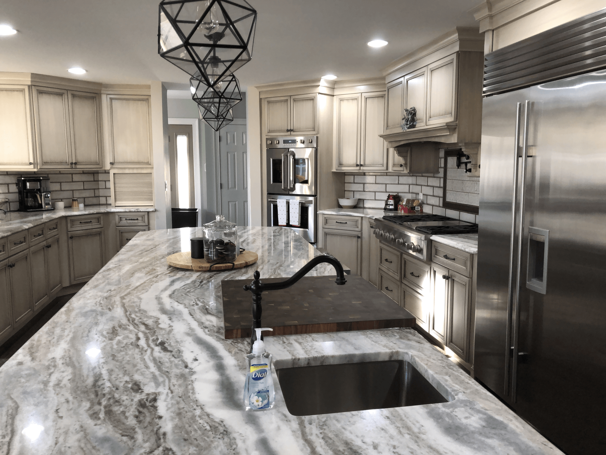 Countertops - kitchen-worldinc.com